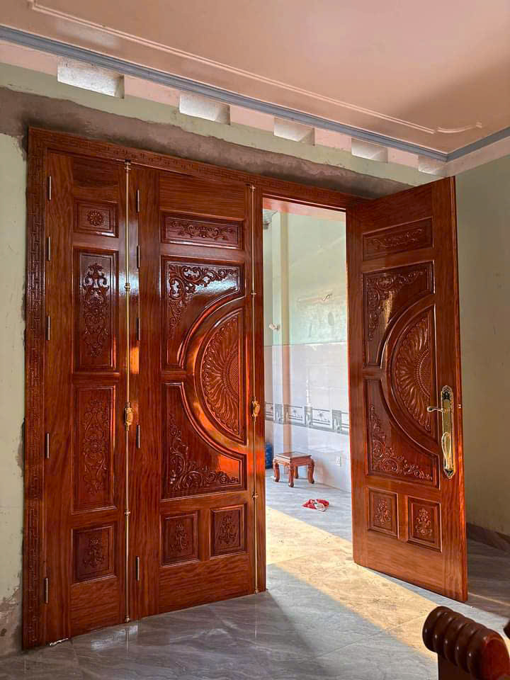 Cửa gỗ 4 cánh Lim Nam Phi 4CAL65